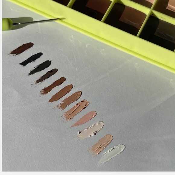 Made by Mitchell | Makeup | Made By Mitchell Colour Case Cream Paint ...